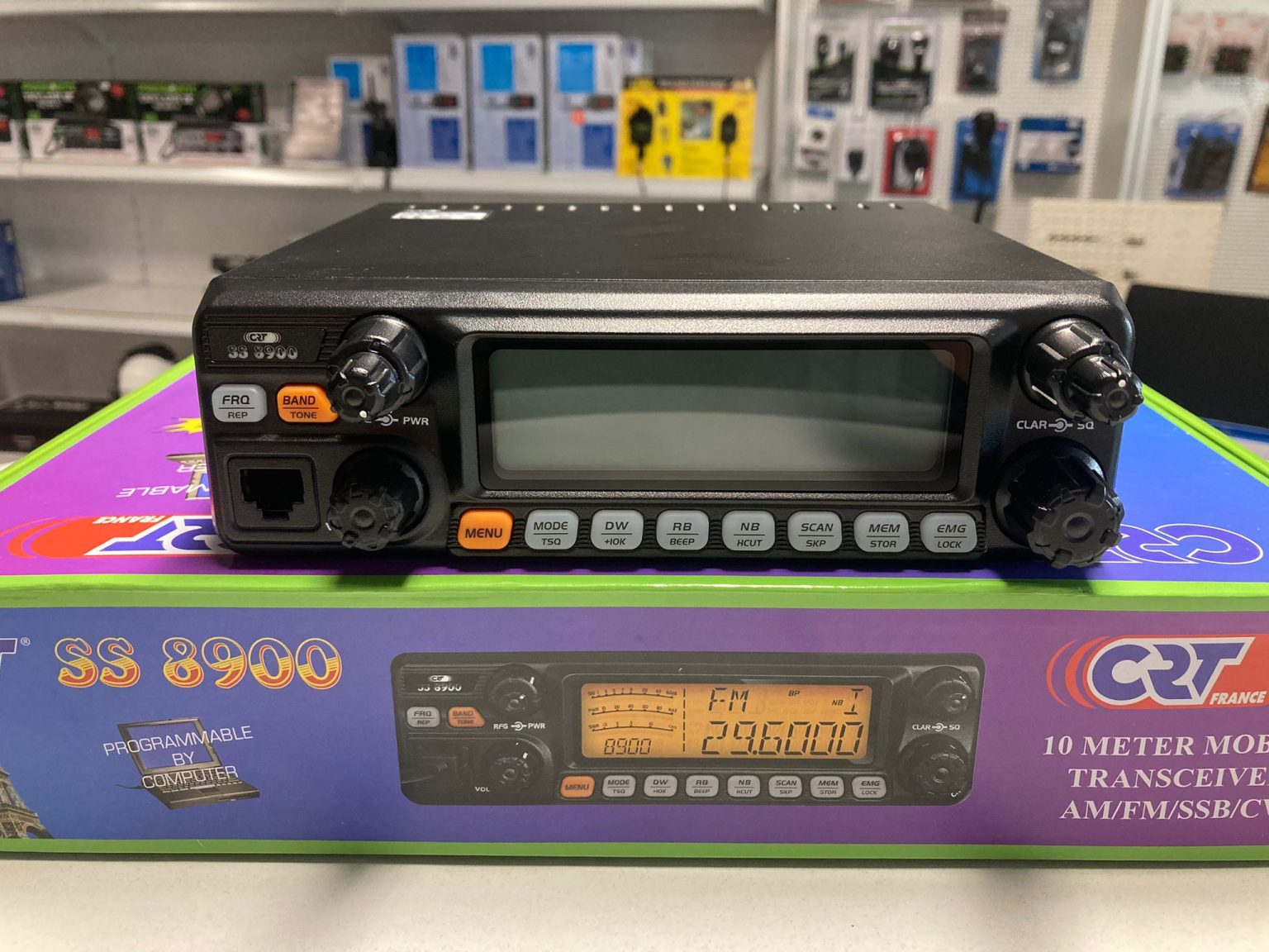 CRT SS 8900 (incl VHF ontvanger) - CB-webshop 10/11m inclusief VHF